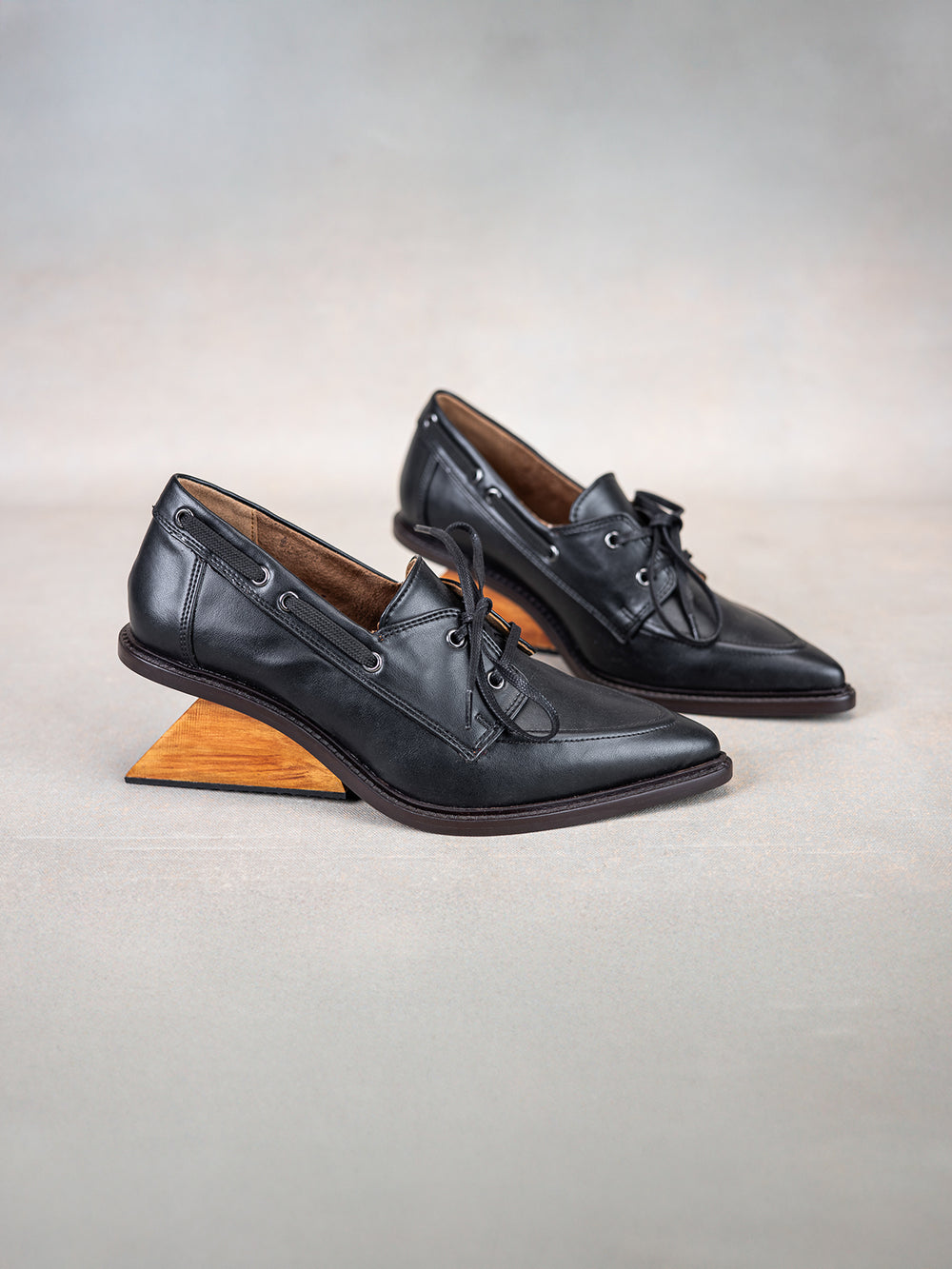 Black Plant Leather & Wooden Bridge Heel Boat Shoes